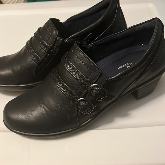 easy street | Shoes | Clog Type Shoes With Small Heel | Poshmark